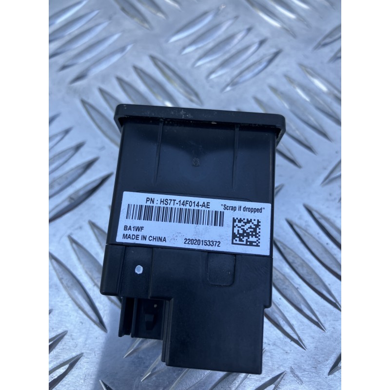 GANIZDO PORT USB HS7T-14F014-AE FORD PUMA MK2 19-