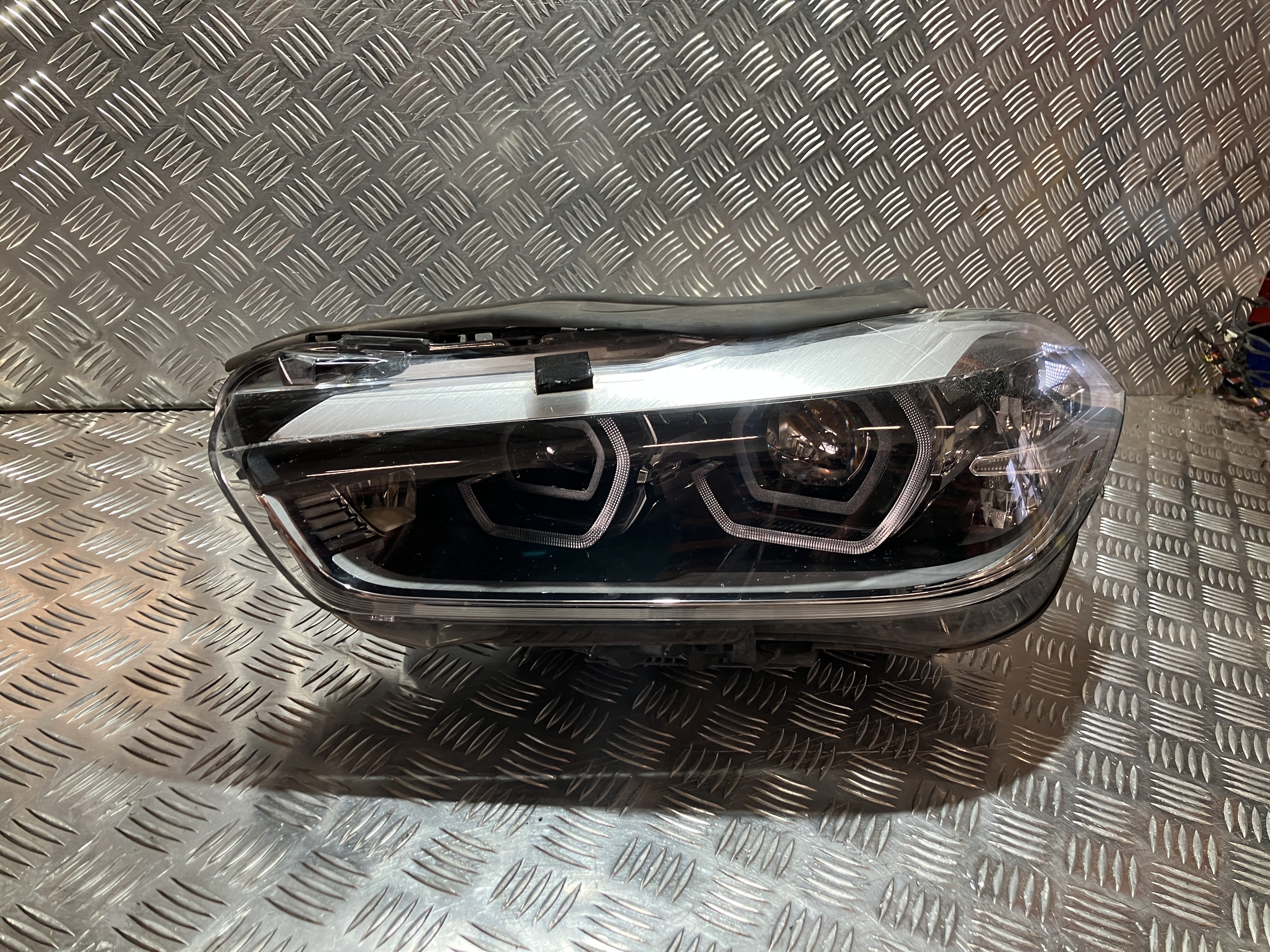 LAMPA LED LEWA REFLEKTOR BMW X2 F39 KOMPLETNA UK