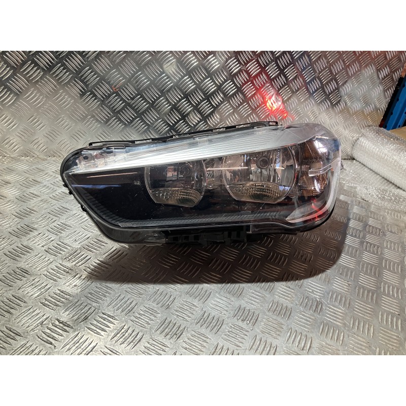 LAMPA REFLEKTOR LEWY PRZÓD BMW X1 F48 UK