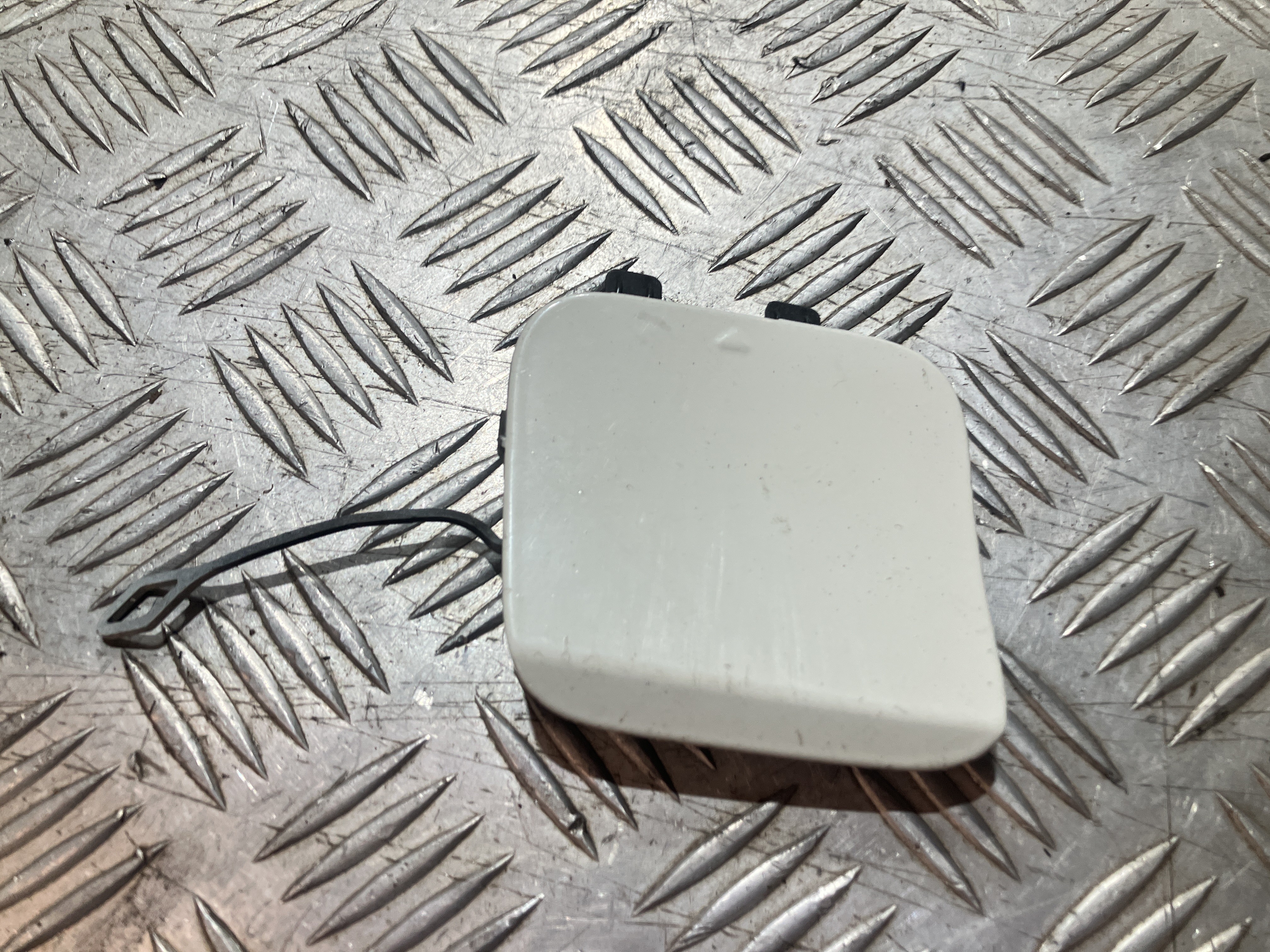 ZAŚLEPKA ZDERZAKA PRZÓD PAKIET AMG MERCEDES GLA X156