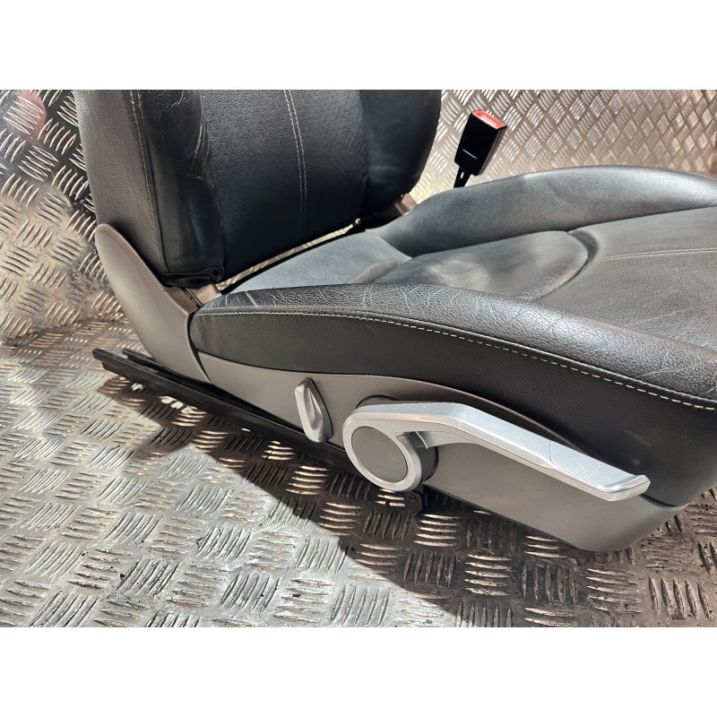 FOTEL PRZÓD PRAWY PORSCHE CAYMAN 987 05- UK