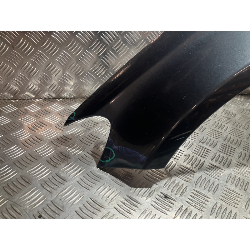 BŁOTNIK LEWY PRZÓD MERCEDES C KLASA W205 LAKIER 755