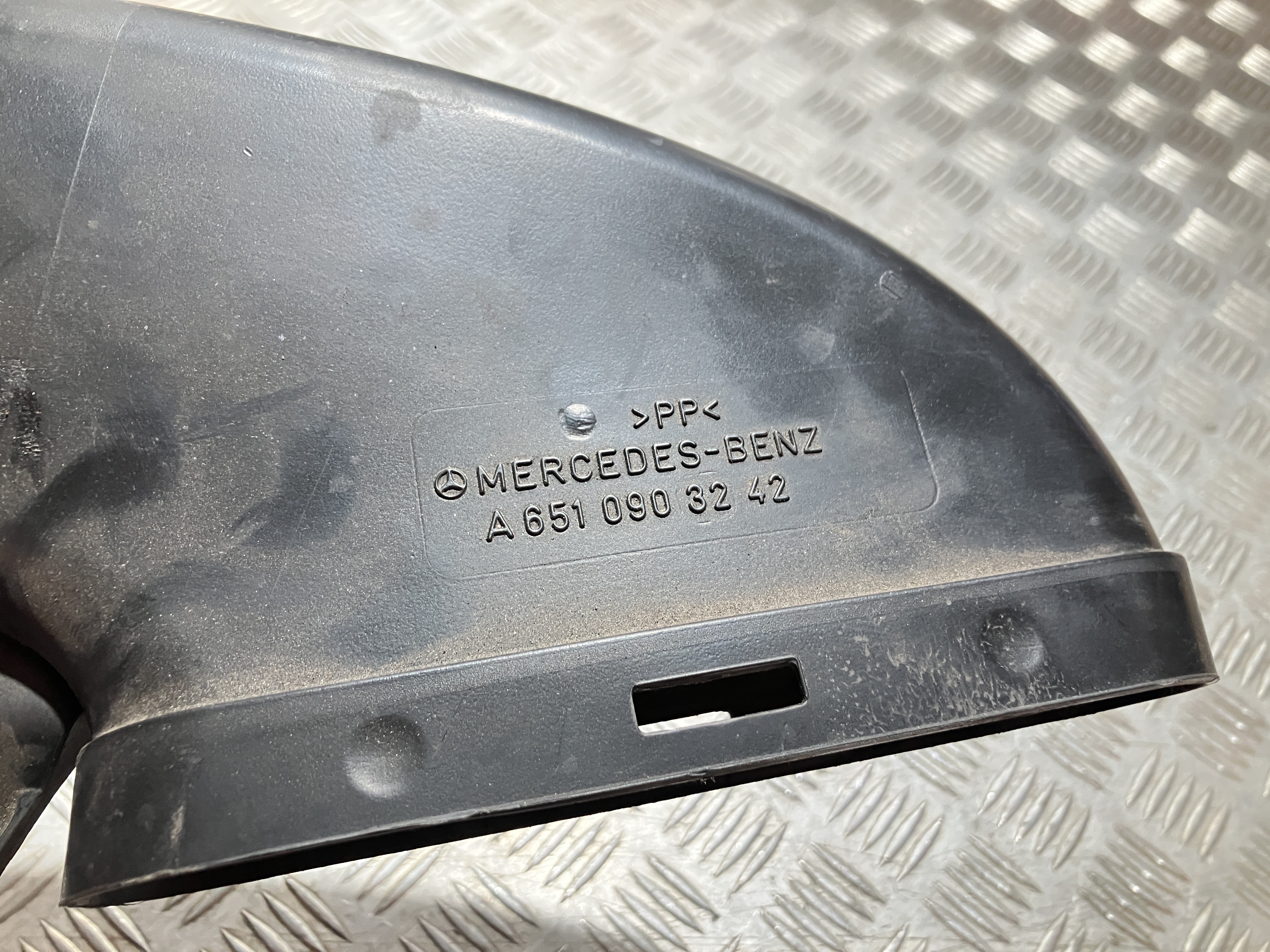 RURA PRZEWÓD POWIETRZA DOLOT MERCEDES C KLASA W205 2.2 CDI