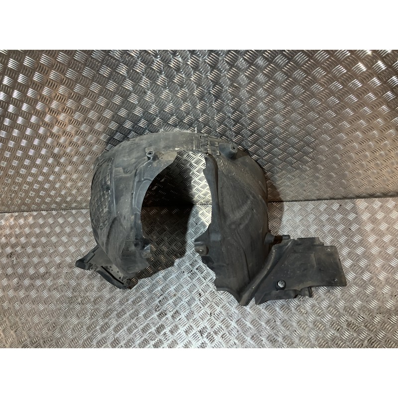 NADKOLE PRAWY PRZÓD MERCEDES C KLASA W205 KOMBI