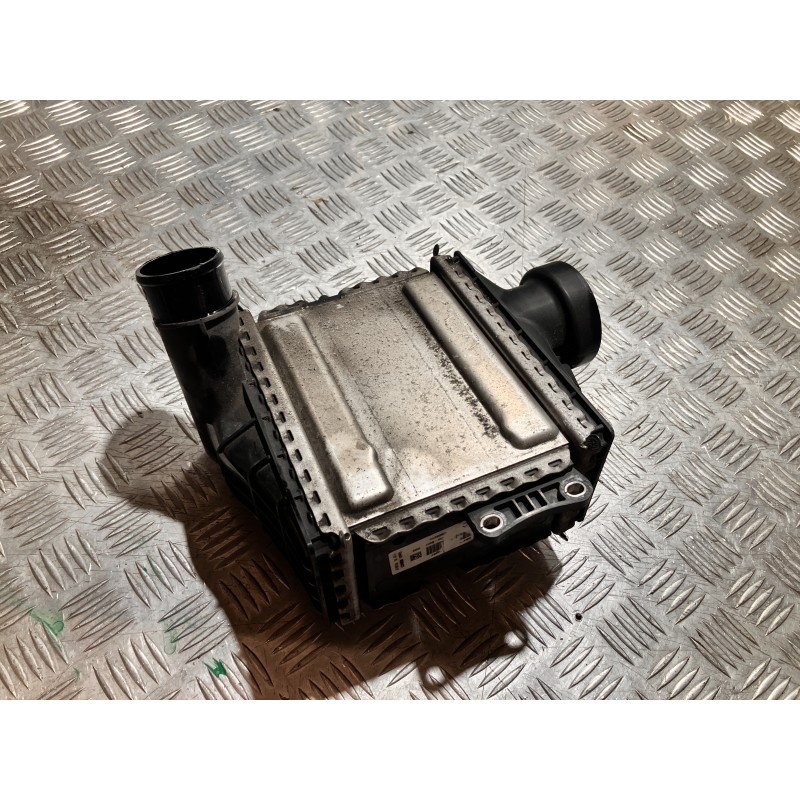 INTERCOOLER CHŁODNICA POWIETRZA MERCEDES C KLASA W205 14- 2.2 CDI